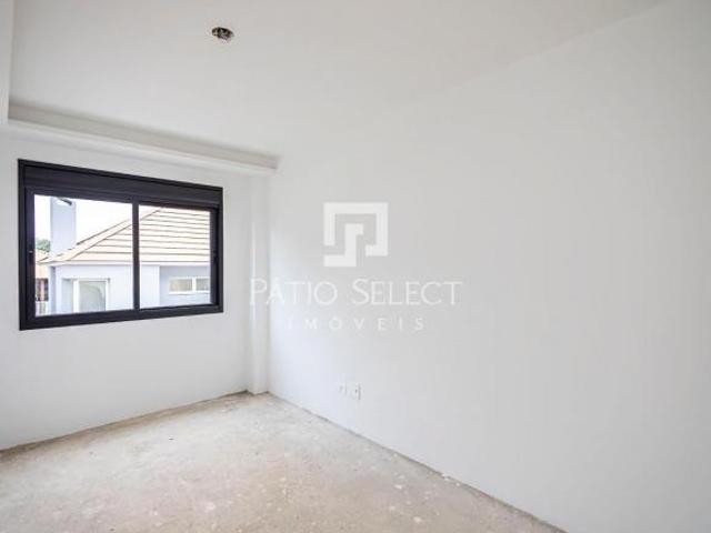 Casa com 144 m², 3 quartos sendo 1 suíte à venda no bairro Santa Felicidade