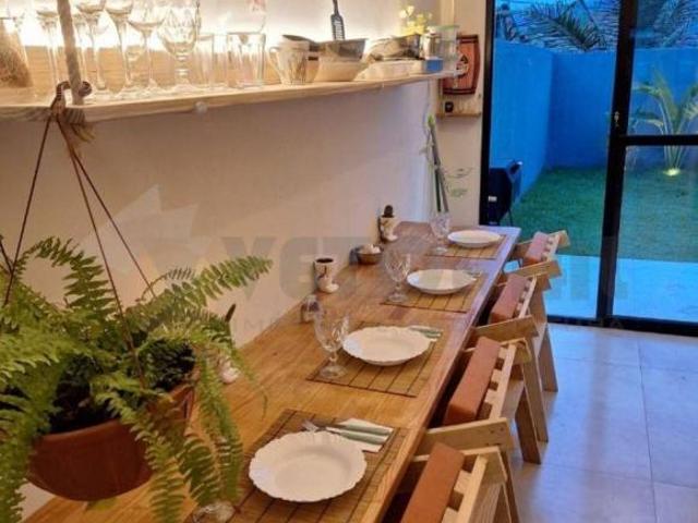 Casa com 145 m² e 2 quartos à venda em Praia das Palmeiras