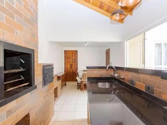 Casa com 145 m² e 3 quartos à venda em Jardim São Luís