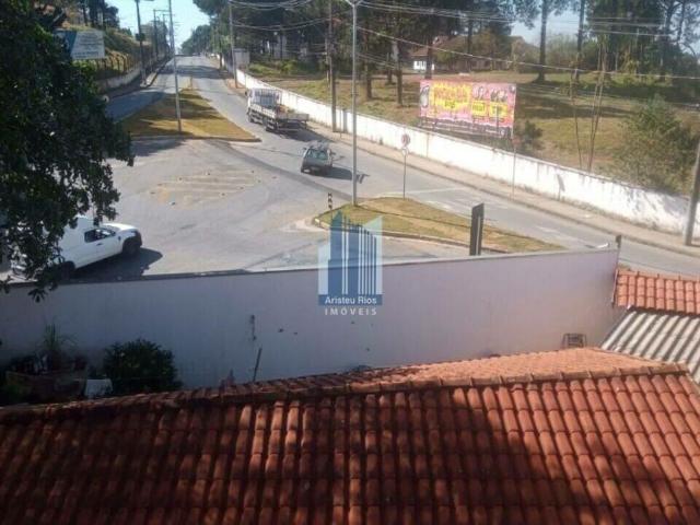 Casa com 14 quartos, 200 m²