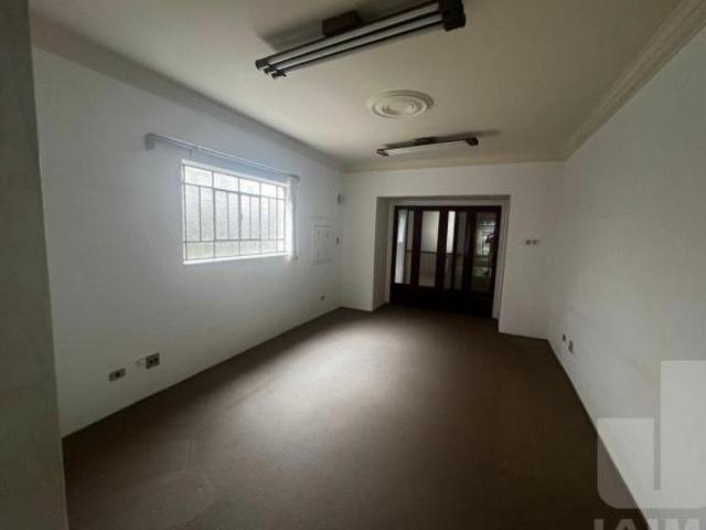 Casa com 14 Salas 10 Vagas em Jardim América