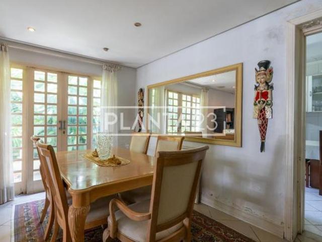 Casa com 150 m², 3 quartos sendo 1 suíte à venda no bairro Vila Nova Conceição