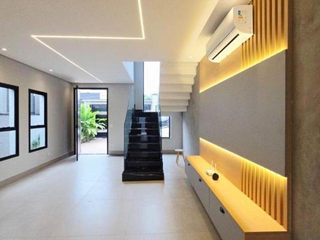 Casa com 150 m² e 3 quartos à venda em Santana de Parnaíba