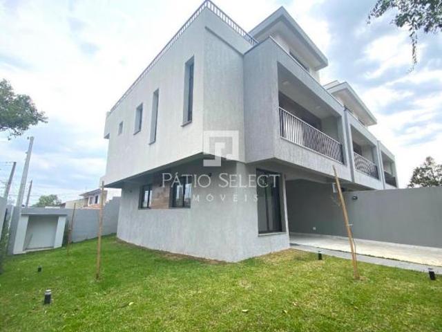 Casa com 160.55 m², 3 quartos sendo 1 suíte à venda no bairro Guabirotuba