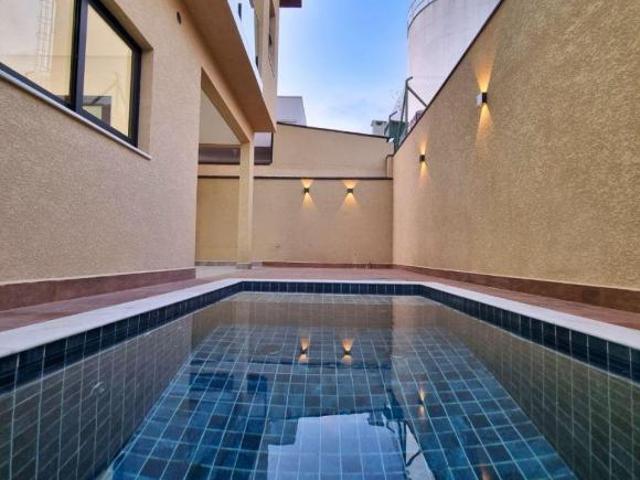 Casa com 161 m² e 3 quartos à venda em Santana de Parnaíba