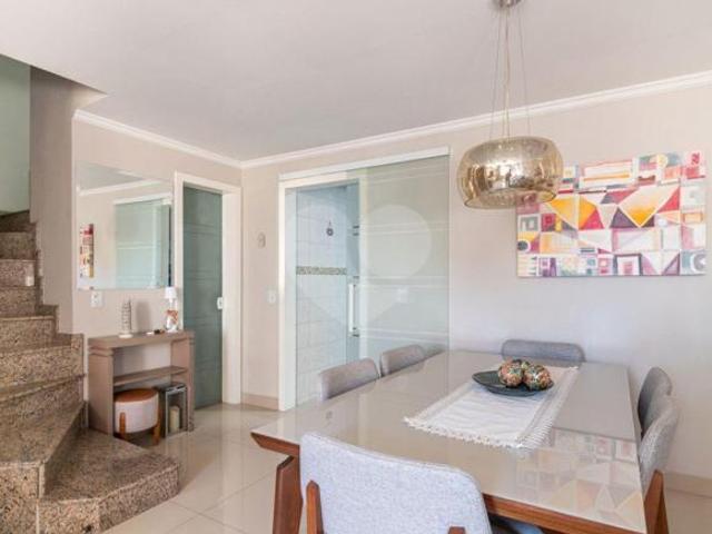Casa com 162 m² e 3 quartos à venda em Bairro Alto
