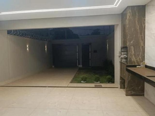 Casa com 165 m² e 3 quartos à venda em Jardim Regina