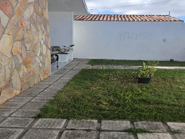 Casa com 165 m² e 3 quartos à venda em Jardim Santa Carolina