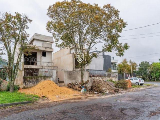 CASA COM 172M² PRIVATIVOS, 3 QUARTOS, SENDO 1 SUÍTE NO JARDIM BOTÂNICO