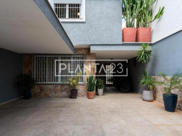 Casa com 175 m², 3 quartos sendo 3 suítes à venda no bairro Planalto Paulista