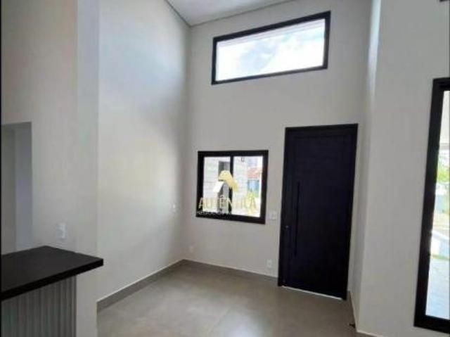 Casa com 175 m² e 3 quartos à venda no Condomínio Village Moutonnée