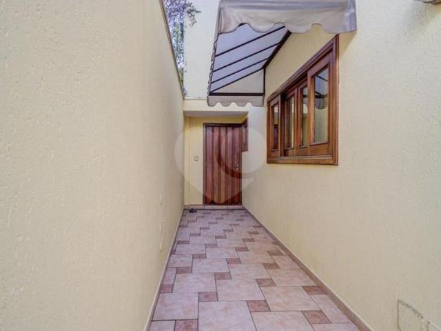 Casa com 176 m² e 3 quartos à venda em Chácara Santo Antônio