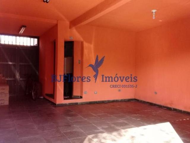 Casa com 176m² a venda no bairro Alves Dias em São Bernardo do Campo