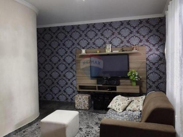 Casa com 179 m² e 3 quartos à venda em Jardim Real