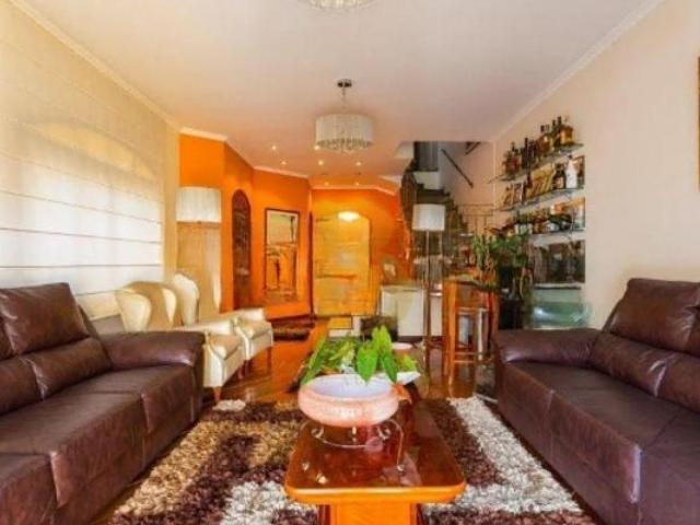 Casa com 180 m², 4 quartos sendo 2 suítes à venda no bairro Alto da Lapa