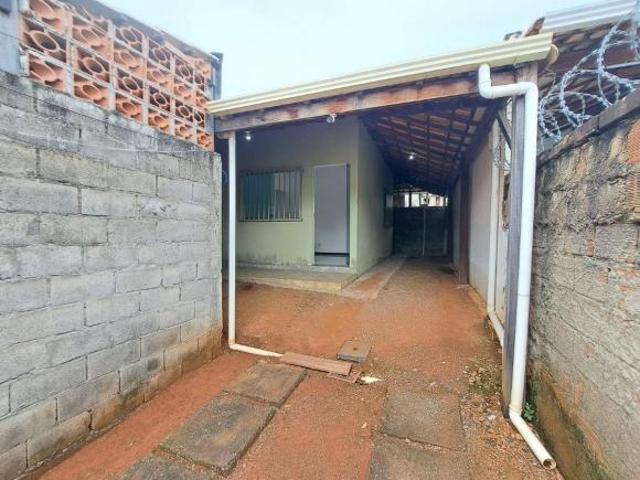 Casa com 180 m² e 2 quartos à venda bairro Jardim Imperial