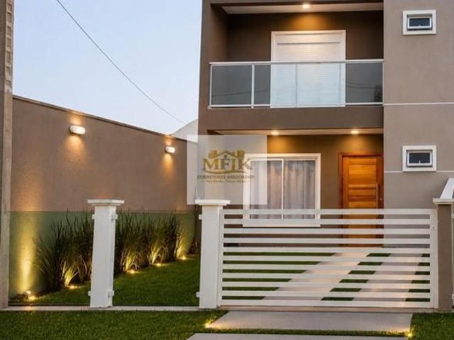 Casa com 180 m² e 3 quartos à venda em Atami