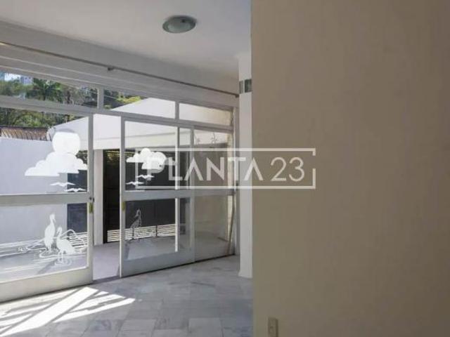Casa com 185 m², 4 quartos sendo 4 suítes à venda no bairro Brooklin