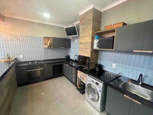 Casa com 187 m² e 3 quartos à venda no Jardim Alvorada