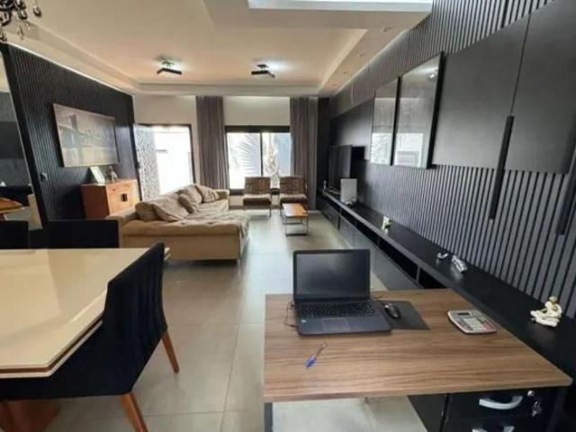 Casa com 189 m² e 3 quartos à venda em Parque Jabaquara