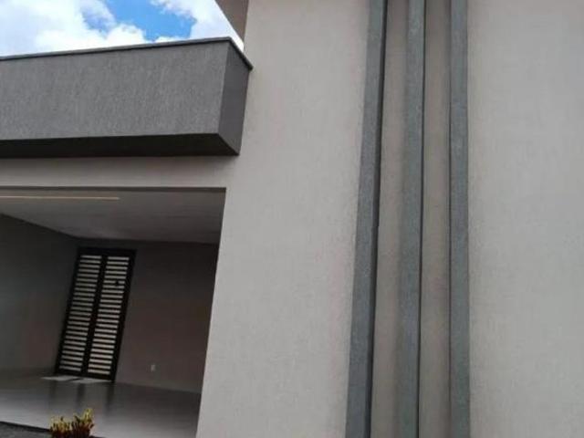 Casa com 190 m² e 3 quartos à venda em Cidade Vargas