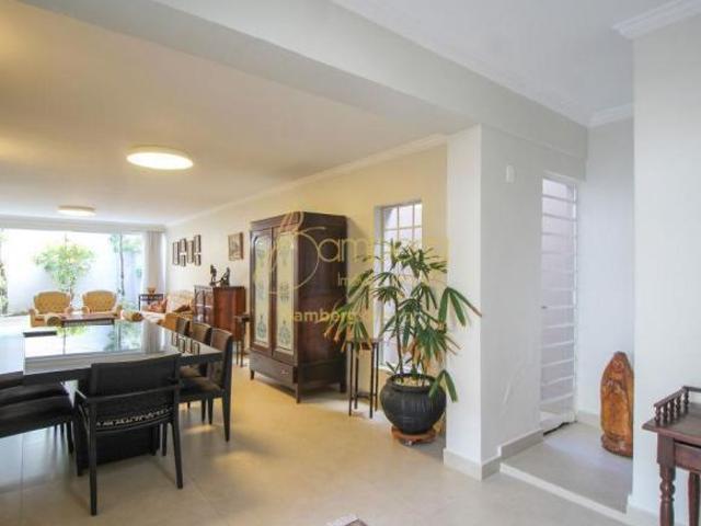 CASA COM 190M² 4 DORM, 2 SUÍTES, 2 VAGAS NO BROOKLIN VELHO