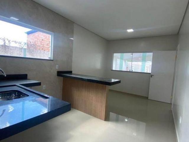 Casa com 192 m² e 2 quartos à venda na Vila Oliveira