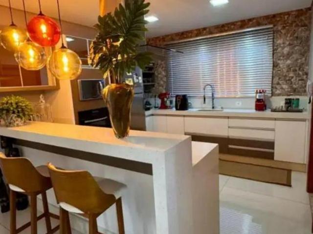 Casa com 198 m² e 3 quartos à venda em Jardim Torres São José