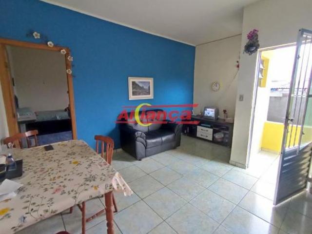 CASA COM 1 DORM E EDICULA NA LATERAL COM 1 DORM A VENDA 91,66 M² Cidade Soberana Guarulhos