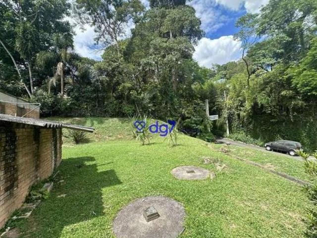 Casa com 1 dormitório à venda, 117 m² Granja Viana