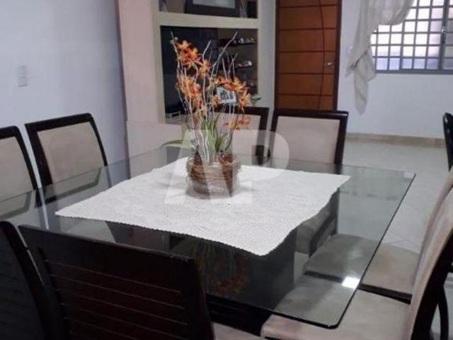 Casa com 1 dormitório à venda, 125 m² por R$ 415.000,00 Parque Residencial Potiguara Itu/SP
