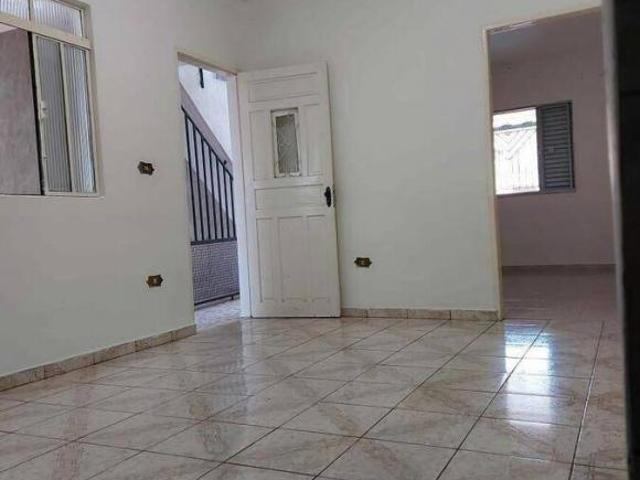 Casa com 1 dormitório à venda, 143 m² por R$ 425.000 Vila Aquilino Santo André/SP
