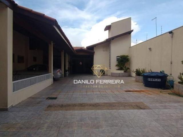 Casa com 1 dormitório à venda, 160 m² por R$ 650.000,00 Parque Residencial Presidente Médici Itu