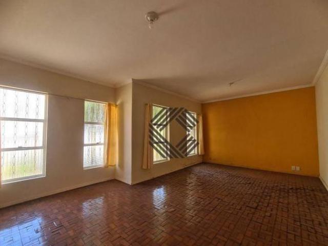 Casa com 1 dormitório à venda, 217 m² por R$ 600.000,00 Jardim Emília Sorocaba/SP
