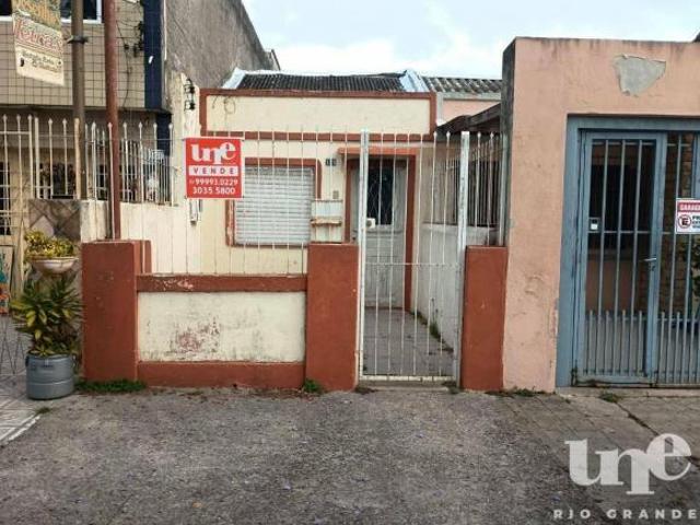 Casa com 1 dormitório à venda por R$ 135.000,00 Cidade Nova Rio Grande/RS