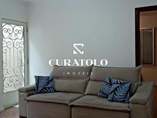 Casa com 1 dormitório, quintal e 2 vagas Vila Ema