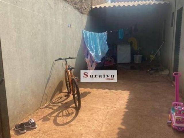 Casa com 1 dormitório, um terreno e um salão à venda por R$ 215.000 Mar Azul Itapuí/SP
