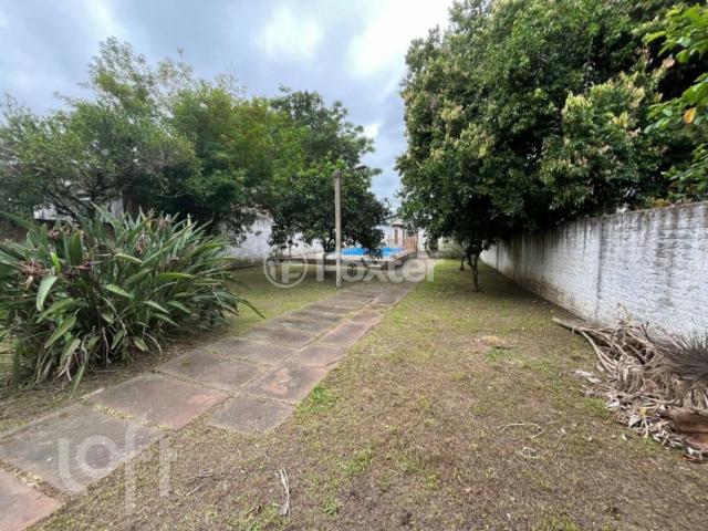 Casa com 3 dormitórios em Porto Alegre