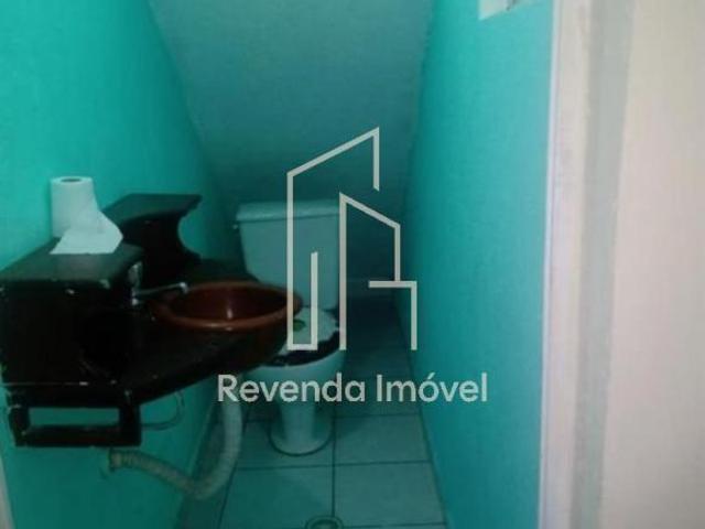 casa com 1 quarto 1 banheiro com 2 vagas de garagem