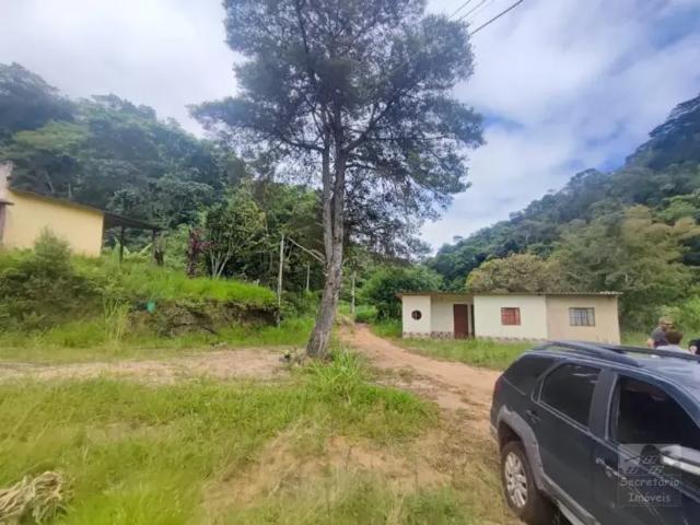 Casa com 1 Quarto e 1 banheiro à Venda, 50 m² por R$ 280.000
