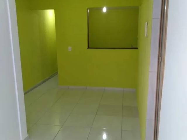 Casa com 1 Quarto e 1 banheiro à Venda, 60 m² por R$ 100.000