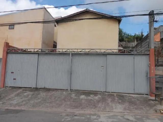 Casa com 1 Quarto e 1 banheiro à Venda, 62 m² por R$ 128.135
