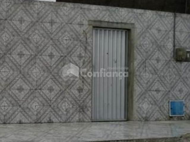 Casa com 1 Quarto e 1 banheiro à Venda, 66 m² por R$ 95.000