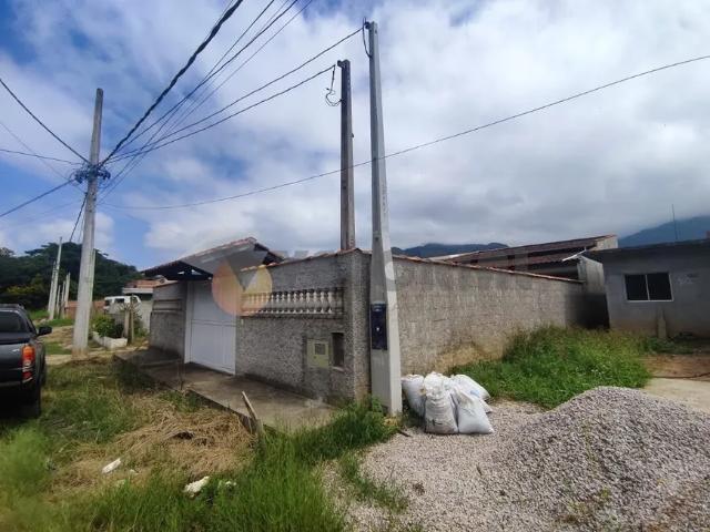 Casa com 1 Quarto e 1 banheiro à Venda, 100 m² por R$ 280.000