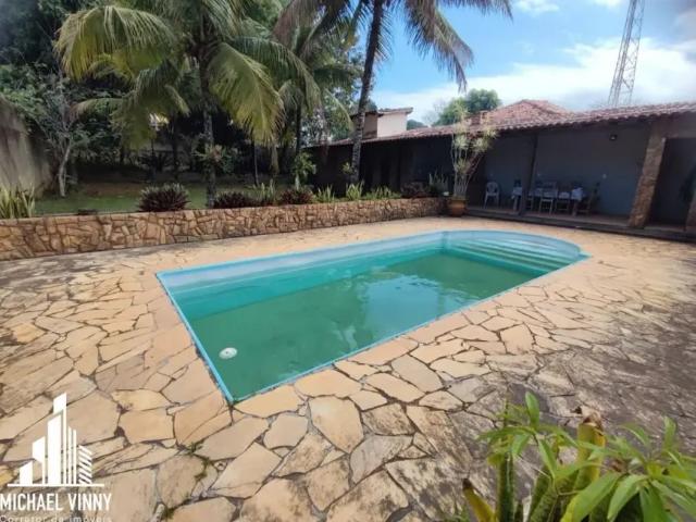 Casa com 1 Quarto e 1 banheiro à Venda, 127 m² por R$ 280.000