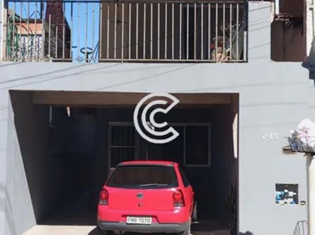 Casa com 1 Quarto e 1 banheiro à Venda, 180 m² por R$ 298.000
