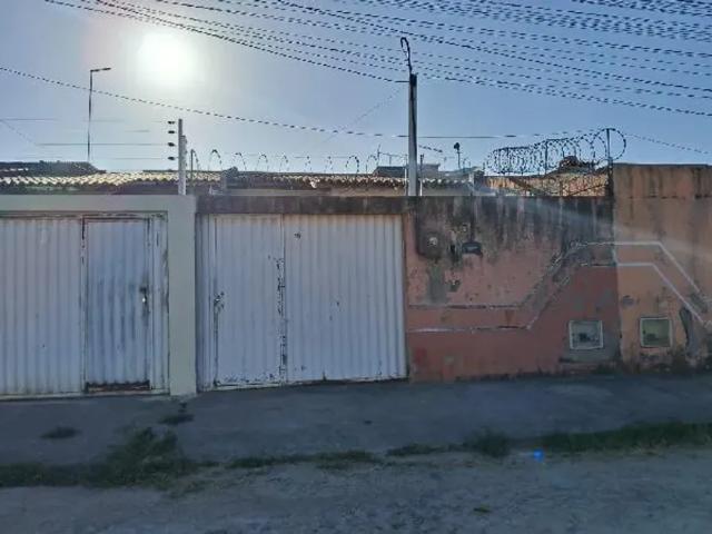 Casa com 1 Quarto e 1 banheiro à Venda, 213 m² por R$ 122.000