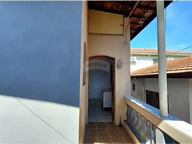 Casa com 1 Quarto e 1 banheiro para Alugar, 30 m² por R$ 1.200/Mês