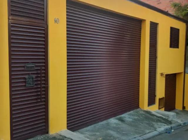 Casa com 1 Quarto e 4 banheiros à Venda, 300 m² por R$ 350.000
