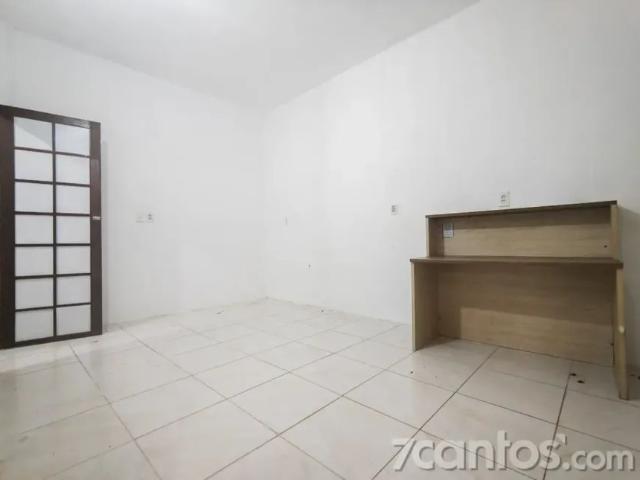 Casa com 1 Quarto para alugar, 50m² Cidade dos Funcionários